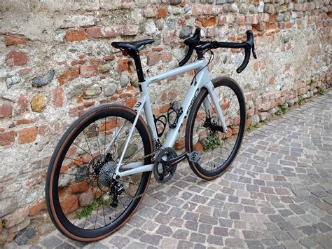 Basso Venta Disc Custom Build Campagnolo Potenza Ho H11 R Bikeporn