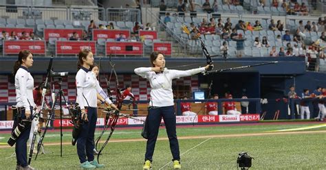 양궁국가대표팀 올해도 어김없는 야구장 훈련 집중력 높이는데 주력