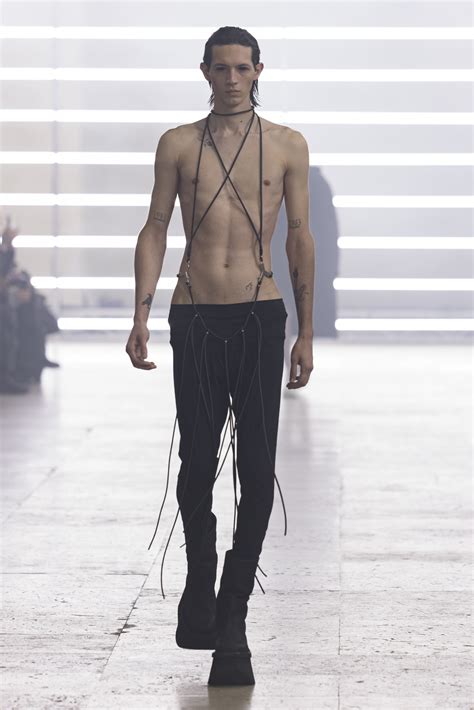 Rick Owens Mens Fall 2025 Ready To Wear Runway Fashion Show