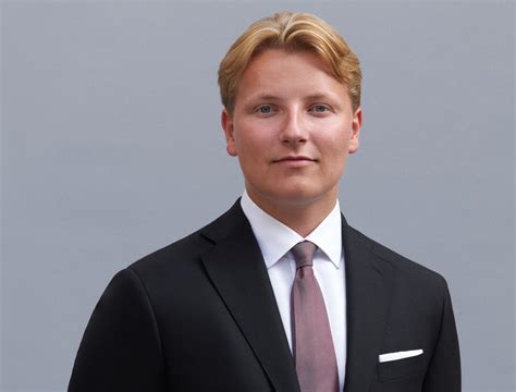 Sverre Magnus Lille Norske Leksikon