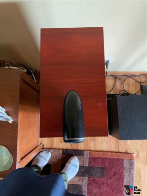 Bandw Cm 10 1 Pair Excellent Condition Photo 4140981 Us Audio Mart