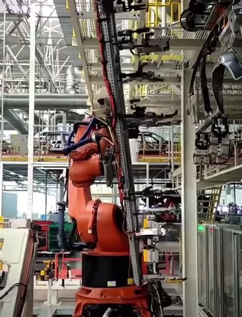 Amir Sanatkar On Linkedin Robotic Robot Carmanufacture Hood Productionline Assembly