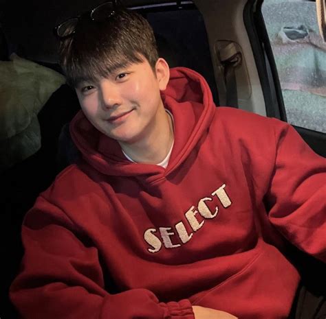 유전자 몰빵이라는 신태일 동생  유머 움짤 이슈 에펨코리아