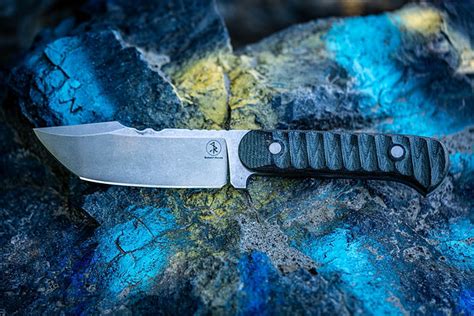 Microtech Currahee S E 4 75” Fixed Blade Black Polymer Acidwashed Elmax Pre Owned