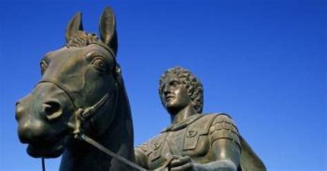 알렉산더 대왕의 사인은 독초로 만든 와인