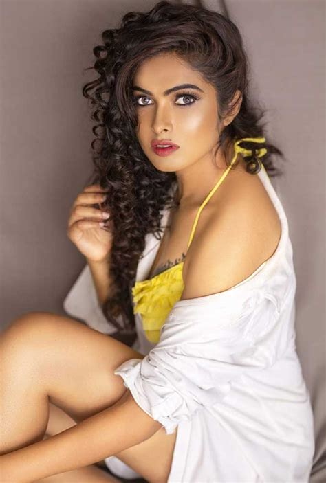 Actress Divi అదల దవ ఆసకతకర వషయల actress divi hot photo gallery