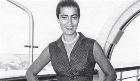 Ειρήνη Παπά Όταν έκανε γυρίσματα με Κουίν και Πεκ στη Ρόδο