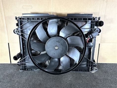 2022 Dodge Challenger Srt Hellcat Redeye Oem Radiator Ac Condensor Fan