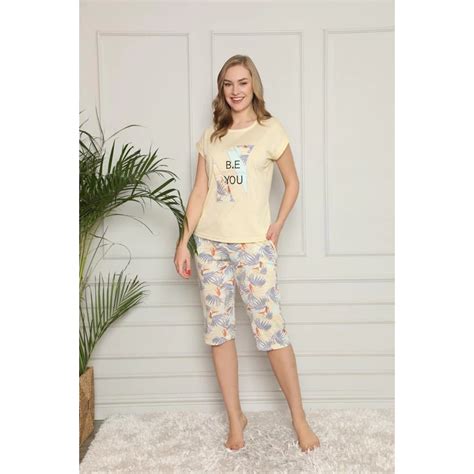 Дамска пижама с къси ръкави Flowers