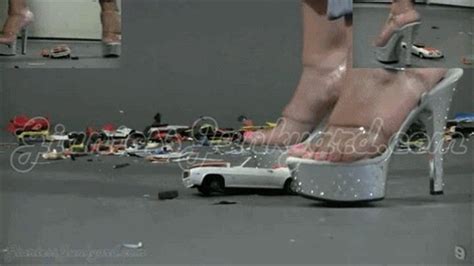 Ruby Red Gl Car 8 69 Camaro Ss Convertible Giantess Junkyard