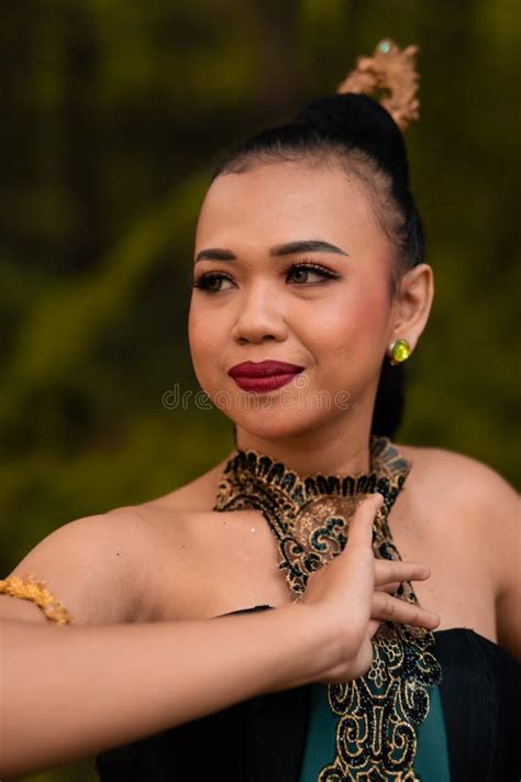 Beautiful Face Of A Javanese Woman In A Traditional Dance Costume Before The Dance Performance