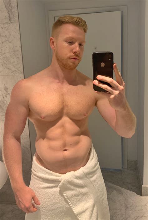 Hot Muscle Ginger Photo BoyFriendTV