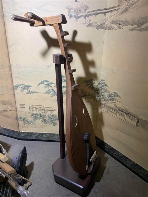 Antique Chikuzen Biwa With Rosewood Boxwood Four String Japanese Lute Decorative Musical