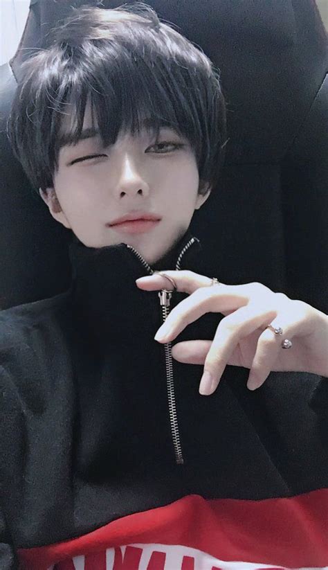 Embedded 귀여운 한국 소녀 짧은 머리 스타일 짧은 헤어스타일