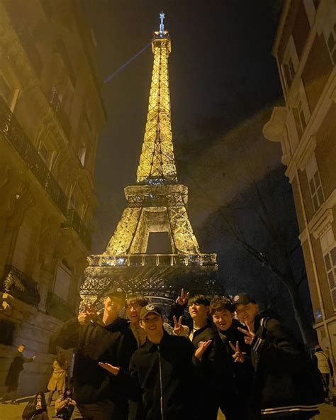 [잡담] 비투비 에펠탑 앞에서 찍은 단체사진 너무 좋아 인스티즈 Instiz 연예 카테고리