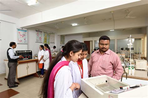 nshm knowledge campus kolkata admission 2024 courses and fees