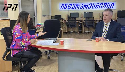 სერგო ჩიხლაძე თურმე უნდა ვიმსჯელოთ რაჟდენ კუპრაშვილი კარგად იმუშავებს თუ არა და ვიღაც შარდის