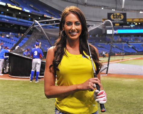 Holly Sonders Scrolller