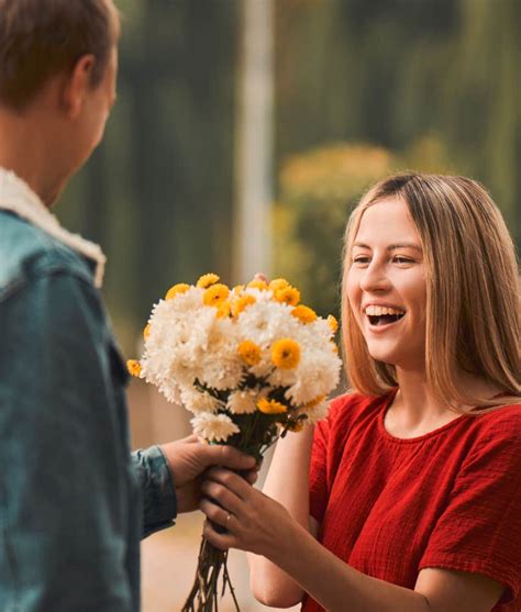 9 Outdated Relationship Rules That Simply No Longer Apply Larry