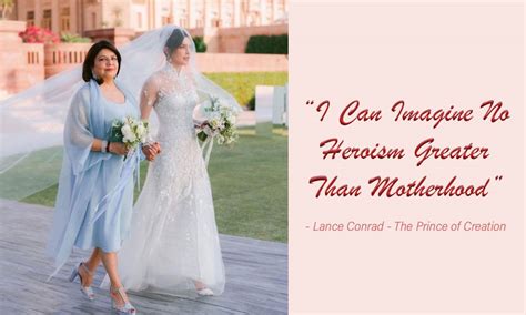 10 Heartwarming Mother Daughter Wedding Photos Dwp Insider