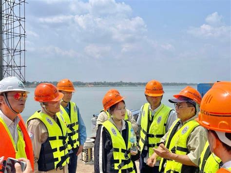 វឌ្ឍនភាព គម្រោងស្ពានឆ្លងទន្លេមេគង្គខេត្តក្រចេះ សម្រេចបានជិត៣០ ខណៈផ្លូវតភ្ជាប់សម្រេចបាន ១៥ ហើយ