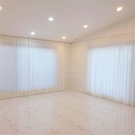 하얀색집에 하얀색 도톰쉬폰 커튼 두말하면 잔소리~~🥰 순천 Windowdesigncurtain