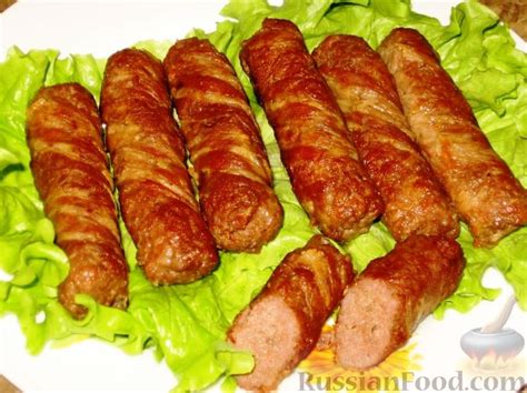Рецепт: Чевапчичи (жареные колбаски) в беконе на RussianFood.com