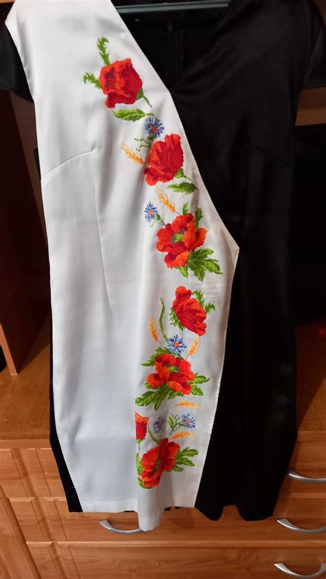 Плаття ручна вишивка 600 грн Сукні вишиванки Івано Франківськ на Olx