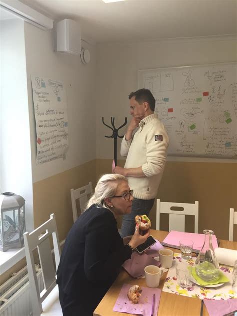 Luomus Scientists Brainstorming At Jessica J Hellmann