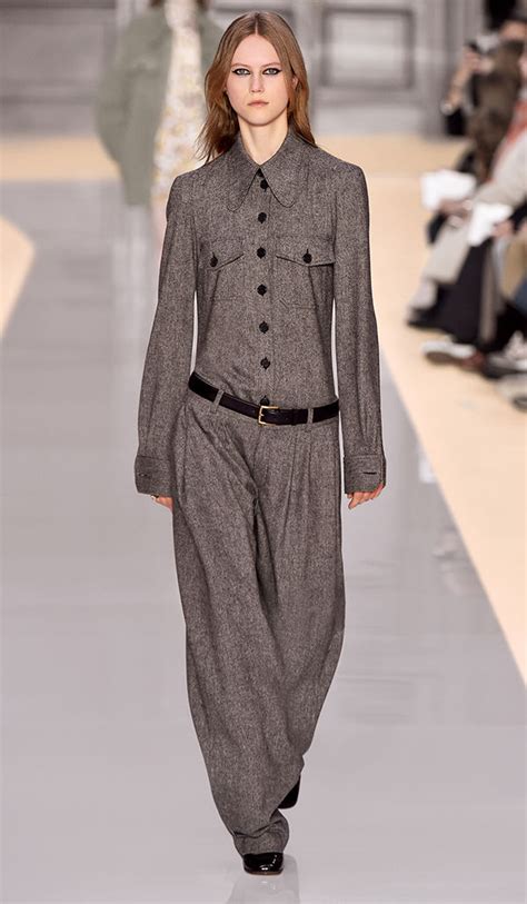 Chloé Official Website / Designer clothes, bags, fragrance