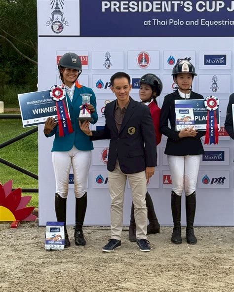 Maxwin Maxwin Added A New Photo