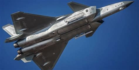 Китай гонится за американцами модернизируя J 20 каким станет самолет — эксперты