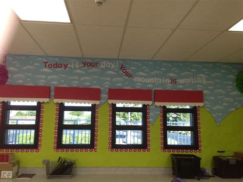 My Seuss Classroom 201314 Bulletin Boards And Window Valances