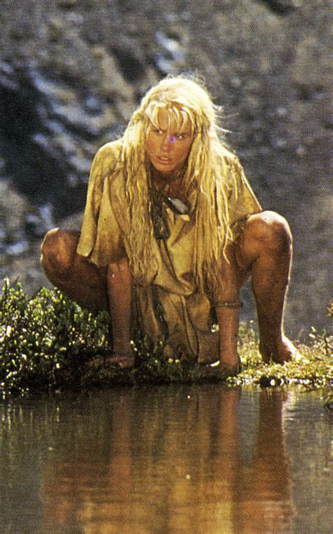 Clan Of The Cave Bear Daryl Hannah