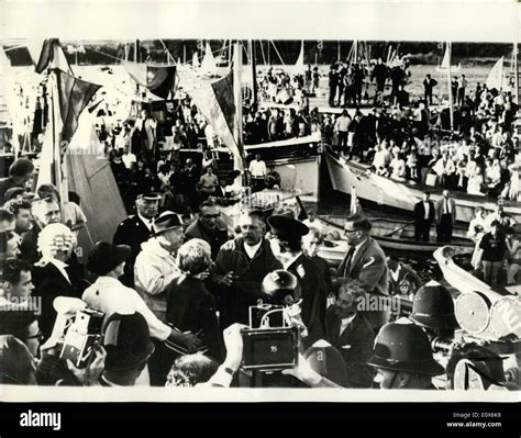 Aug 08 1965 Big Welcome For Bob Manry When He Arrives After