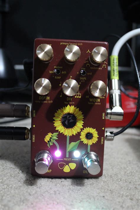 Npd Flower Pedals Sunflower Deluxe Tremolo Rguitarpedals