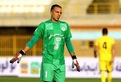 ایمان صادقی فولاد یک بار از چنگمان فرار کرده بود ورزش سه