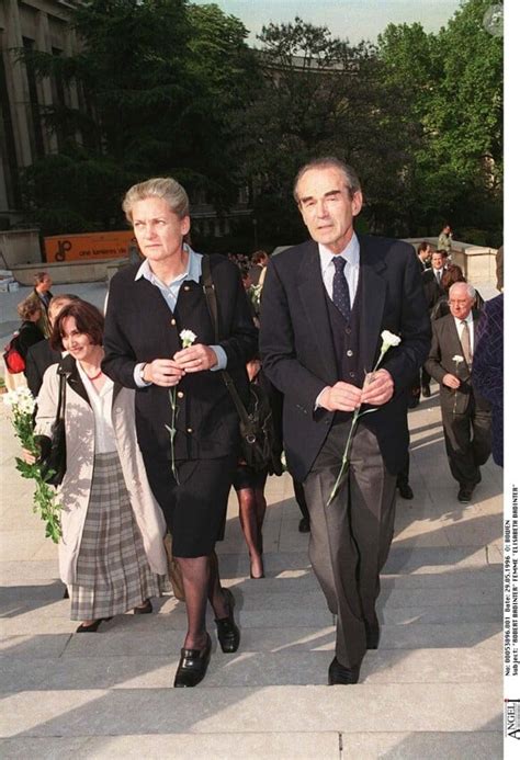 Robert Et Elisabeth Badinter 16 Ans Décart 3 Enfants En 4 Ans Un