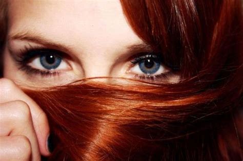 Beautiful Redheads Barnorama