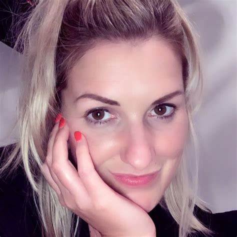 Maria Grover Missmgrover • Threads Say More