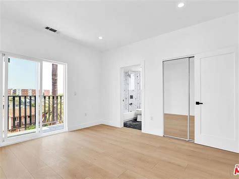 1256 W 36th St 101 Los Angeles Ca 90007 Zillow