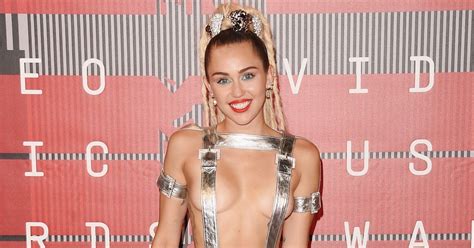 Miley Cyrus Retracts Apology For Racy Photo Shoot A Decade Later Maxim