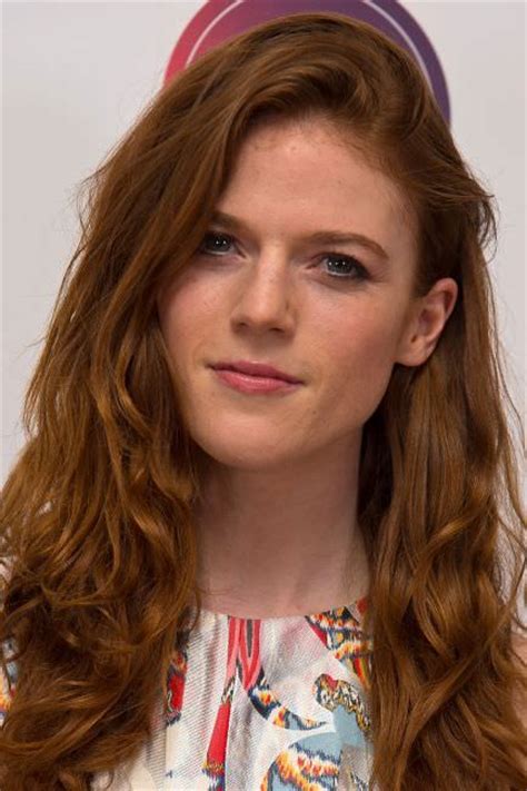 Rose Leslie Scrolller