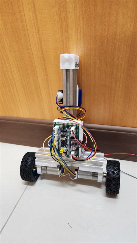 Robot Pendulum Terbalik Dan Prinsip Kerjanya
