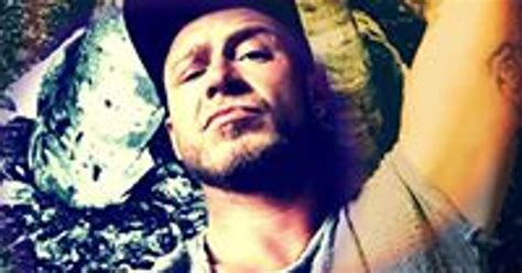 Chrispy Chrisss Reposts Mixcloud