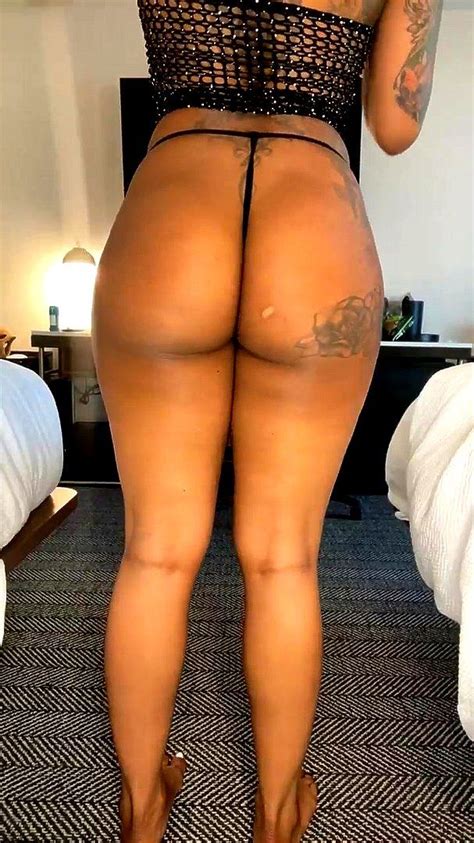 Twerksum Playlist Hd Porn Videos Spankbang