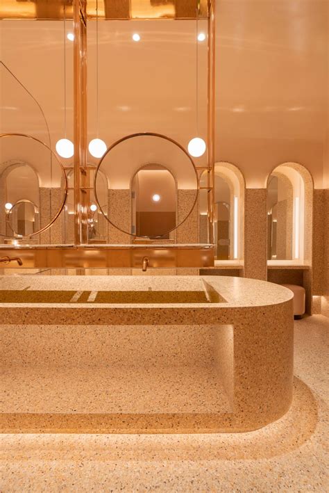 Marcus Atelier Zébulon Perron Archello Montreal Hotel Four Seasons Hotel Restroom Design