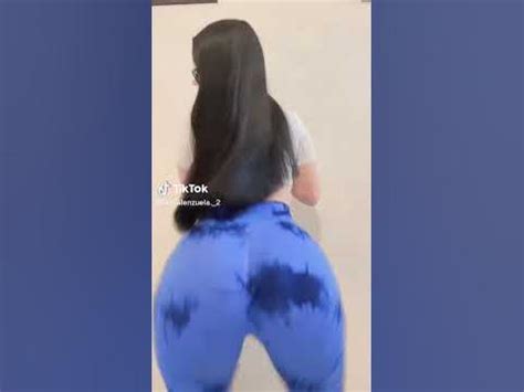 Trend Sexy de TIKTOK #1/Ella tiene sus tetotas cuando se pone en 4 su 🍑 ...