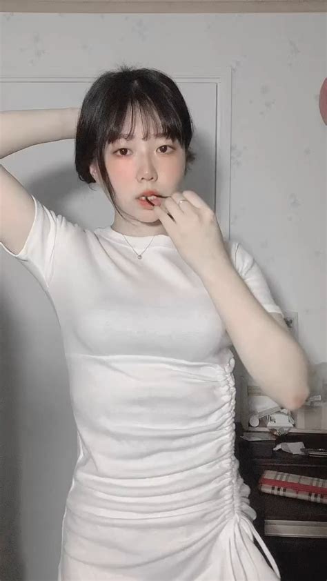 White Dress R Prettyasiangirls