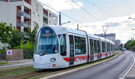 Nouvelle Ligne De Tramway T10 Ville De Vénissieux